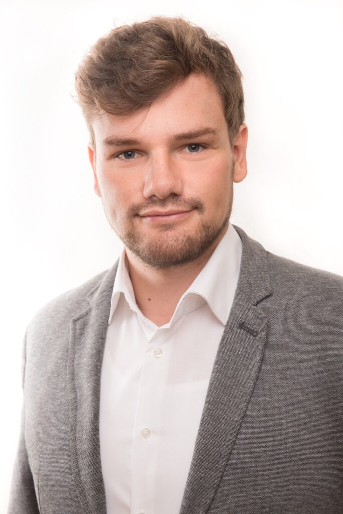 Moritz A. Sorg - Modern Monarchy in Global Perspective